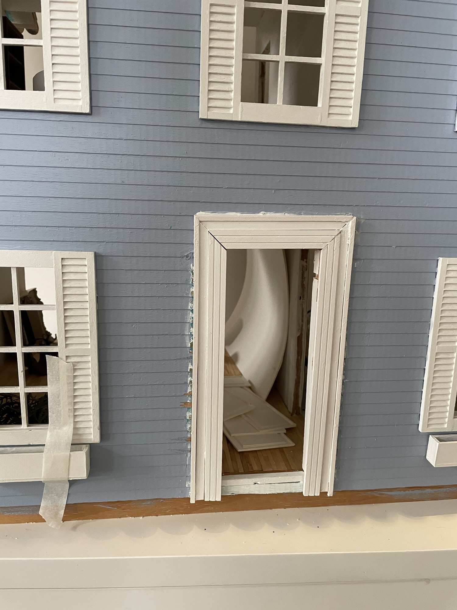 Rehabbing a Fixer Upper Dollhouse, Part 4 – Saint B Miniatures